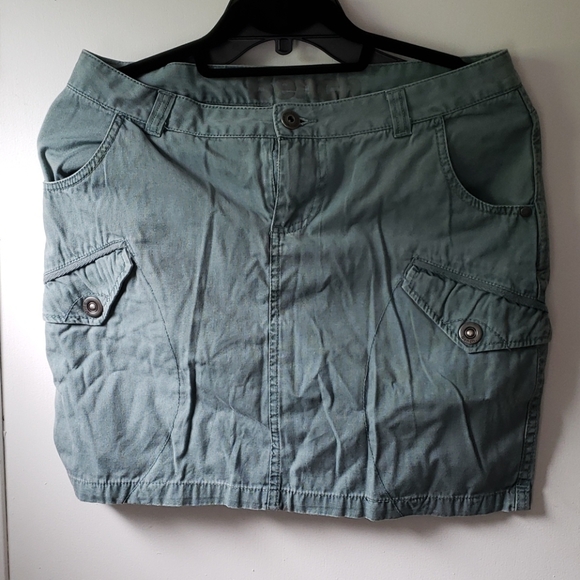 Bench | Skirts | Bench Skirt | Poshmark